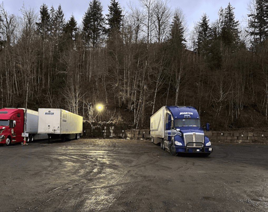 Tractor & Trailer Parking in Seattle, Washington - Find Truck Parking